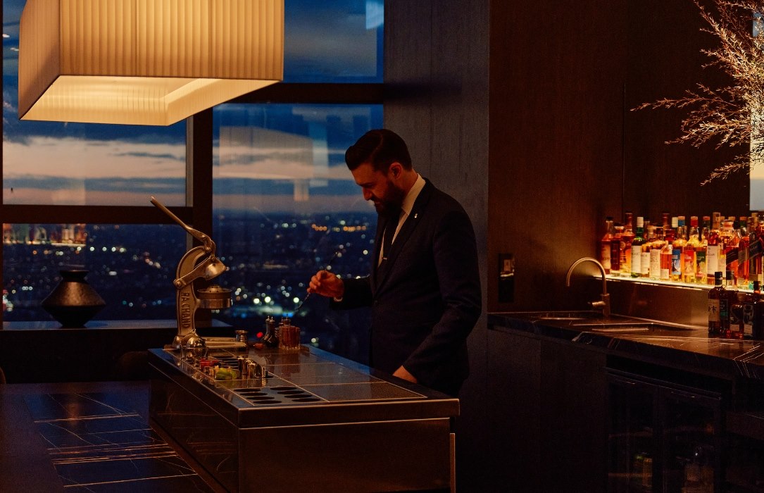 Hotel Bar, Melbourne | Cameo Bar | The Ritz-Carlton, Melbourne